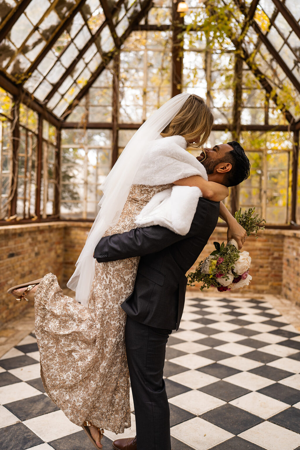 Renee Fisher – Author & Storytelling Photographer located in Davenport, IA